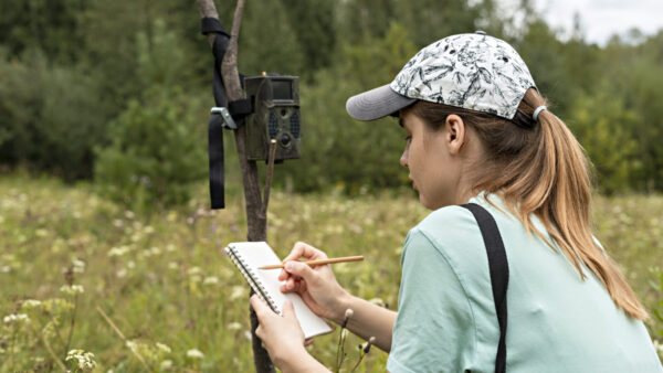 How to become a zoologist | Conservation Careers